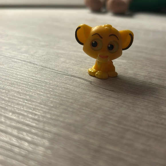 Disney | Toys | Disney Lion King 9s Collectible Doorable Simba Teenager ...